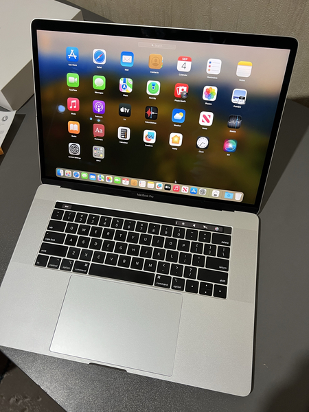 MacBook Pro 2018 15 inch 512 Gb