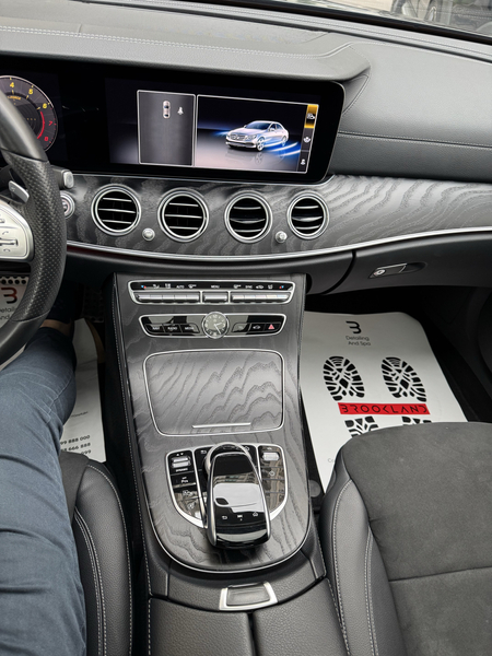 Mercedes Benz E200 4MATIC