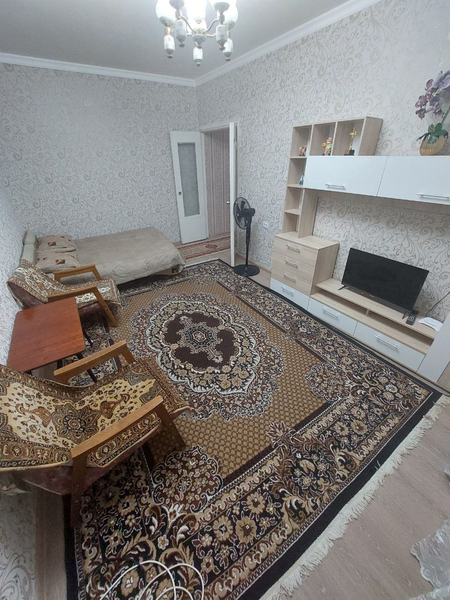 Продается 1 комнатная  ул . Самарканд Дарваза