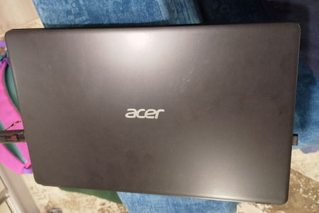 Notebook ASER Intel(R) Core(TM) i3-1005G1