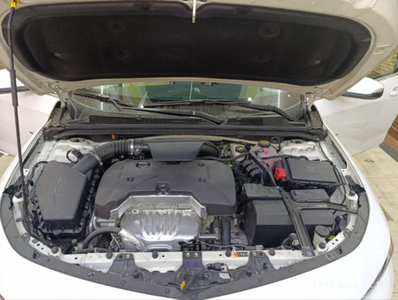 Malibu 2 2/4 Oq Rang Xolati Yengi Probeg 17.700
