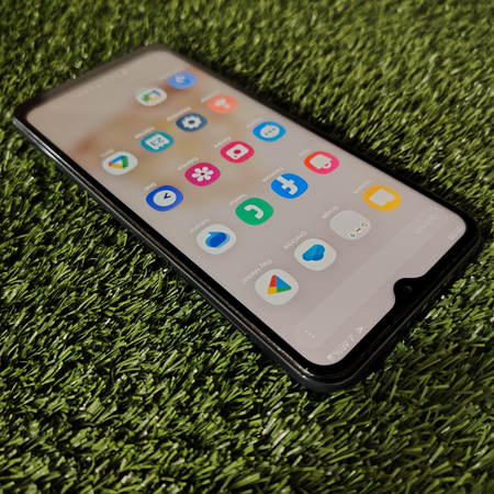 Samsung A13 sotiladi 64Gb
