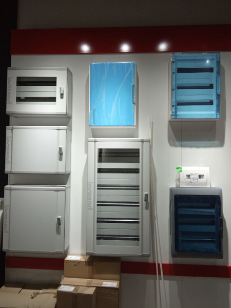 Legrand - продукция электрического назначения!