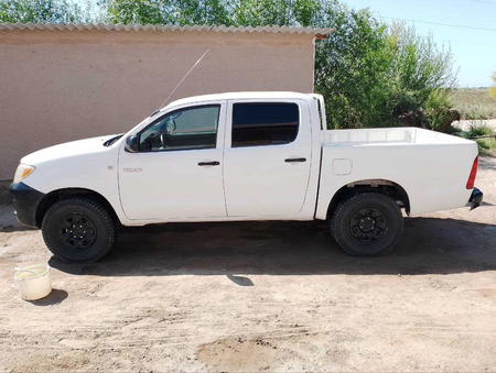 Toyota Hilux - Тойота Хайлюкс - Автотранспорт