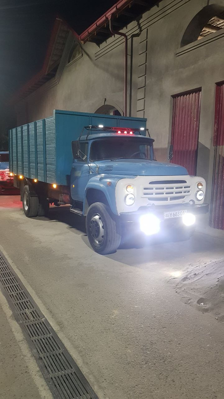 Zil sotiladi 130