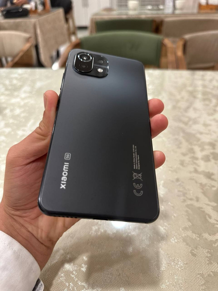 Xiaomi 11 lite 8+4/128 ideal ochilmagan