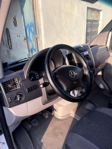 Mercedes sprinter