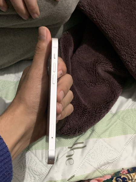 Iphone 12 srochni sotiladi pul zarur