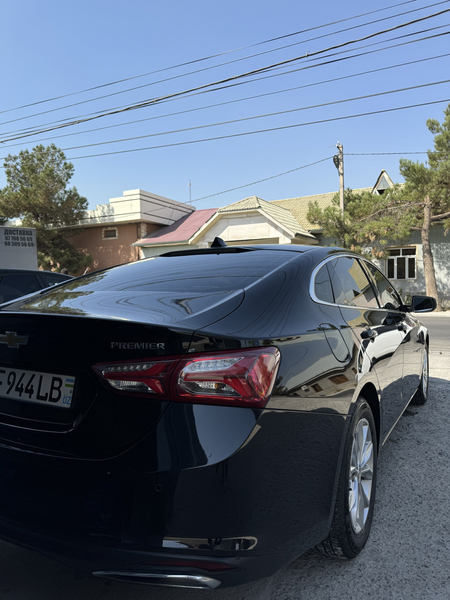 Продам свой Malibu Premier Turbo. 2litr