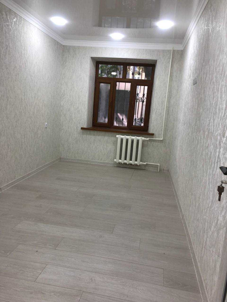 arenda xamma waroyiti qiberamiz metro xamza 3 xona 600$