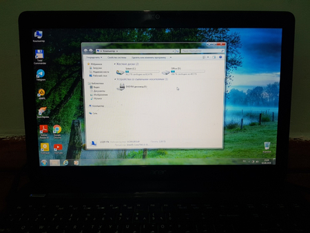 ACER Noutbuk Sotiladi. Core i3/2GB/500GB