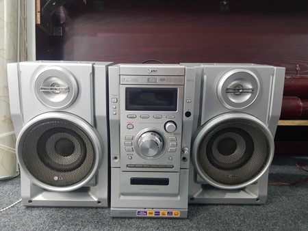 Magnitafon LG elektronika