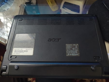Продам нетбук Acer