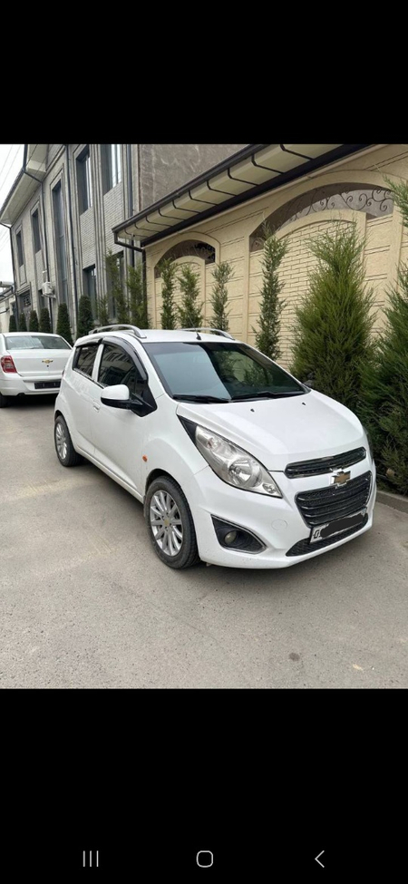 Sotiladi Spark 3 poz xolati zo\\\'r tetik moshina