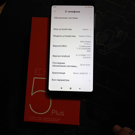 Xiaomi Redmi 5 Plus 4/64GB (черный)
