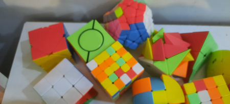 19 ta kubik rubiklar
