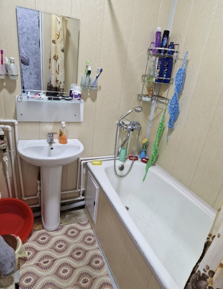 Продаётся на А.Югнаки 3ком
