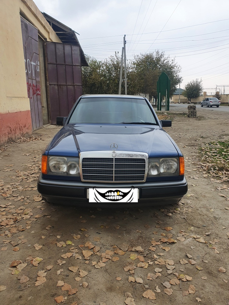 Mercedes-Benz w124