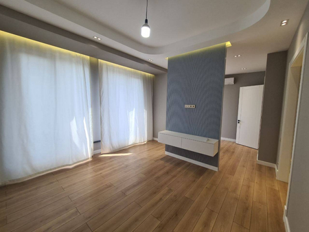 Продается Евро дом на центре Луначарского