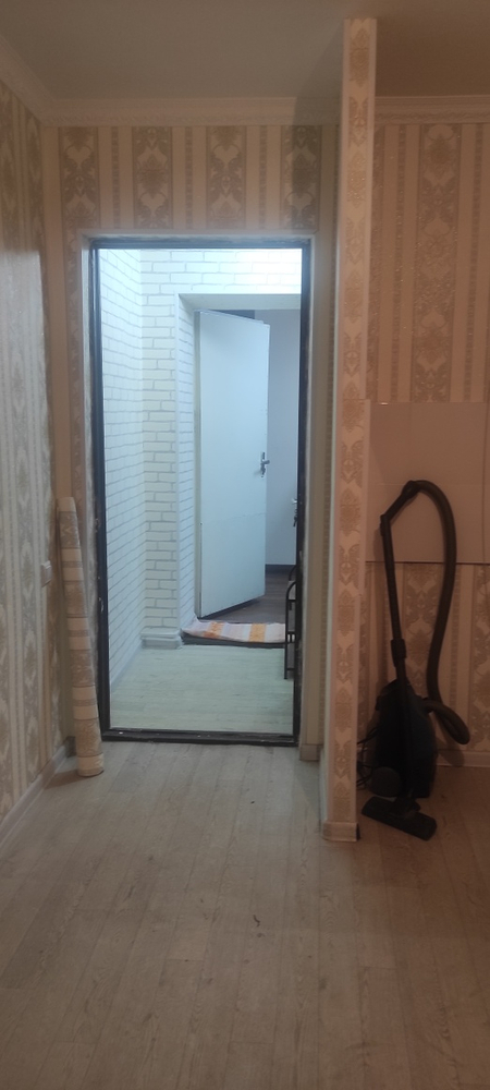 Срочно продам общага яшнобад котельня 1ком