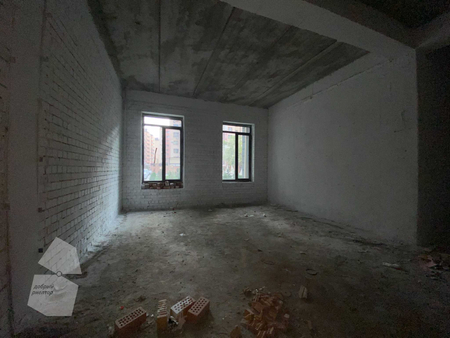 (Добрый) ул. Кичик Бешагач • 250 м² • 1 этаж • Витражи • Парковка