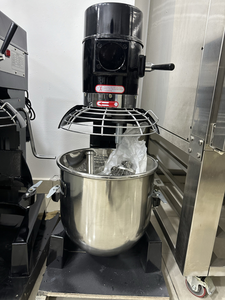 MIXER zibivalka 30L 1 yil garantiya