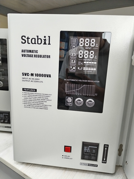 Stablizator sotiladi 10 kv latrlik 80-260volt diapozon.