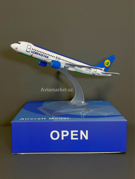 Самолет сувенир AIRBUS-A320 Uzbekistan Airways (в подарок авиатору)