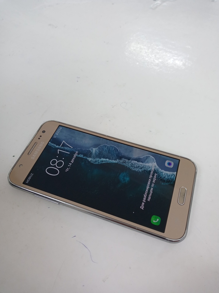 Samsung Galaxy J5 gold sotiladi