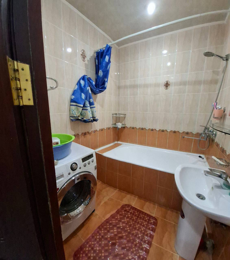 Юнусабад 2кв Аренда 5 комн Универсам