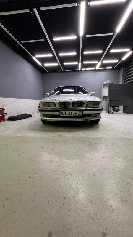 Продам BMW E38 1996