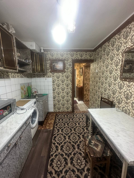 Чиланзар 2 Квартал 1/4/4 Квартира Аренду