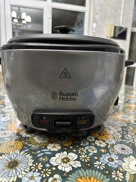Рисоварка Russell Hobbs