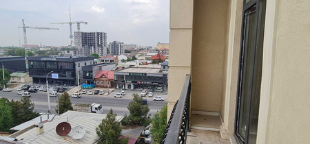 Kvartira sotiladi. Yunusobod qazichilar mahallasi. 75 m2 - 2 xona
