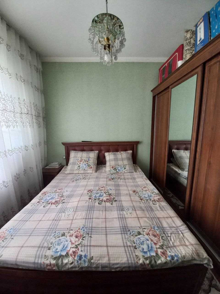Продам 4х комнатная квартира