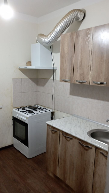 Qarshi ijaraga kv Xamro bobo orqasida 3 xonalik kv