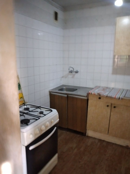 Метро буюк ипак йули сдается квартира в аренду 3/2/4 балкон 2×6