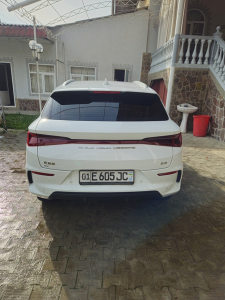 BYD E2 в идеальном состояние