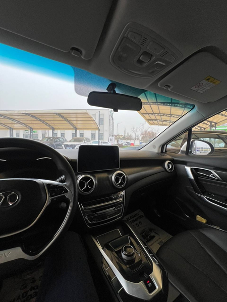 BAIC EU5  Электромобиль