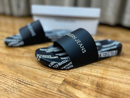 Calvin Klein шлепанцы для бассейна