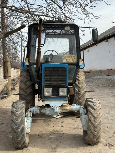 Mtz82.1 Sotiladi