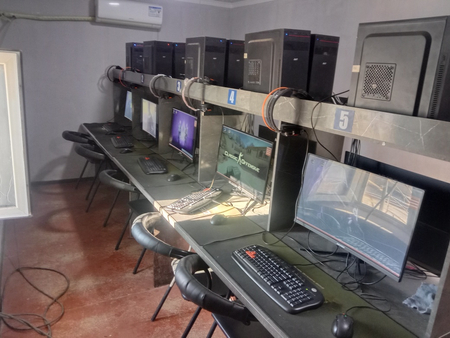 Игровой компьютер 10 шт +1 админ