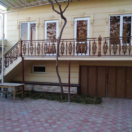 Перилы, ограждения и навесы