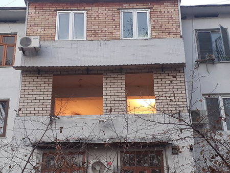 кладка кирпича на балконе