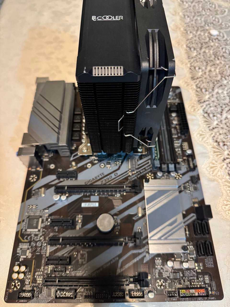 INTEL Core i5 9600K/GIGABYTE Z390 D/ 1x8Gb/2666