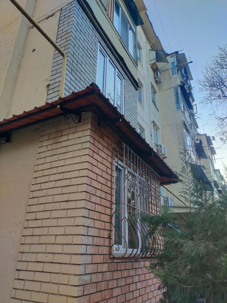 Установка Навесов и козырьков над окнами