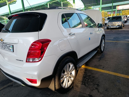Треккр 2019 й прабек 80000км авто кредит асосида