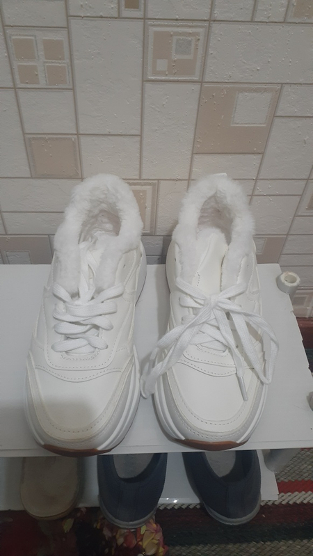 Продам зимние красовки с мехом
