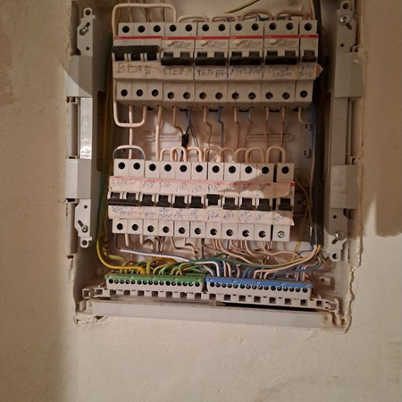 Ищу  Отделочные работы.