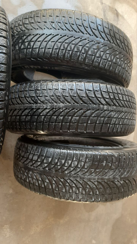 Шина Michelin 235/60 R18 4 таси шу нарх! Срочно сотилади